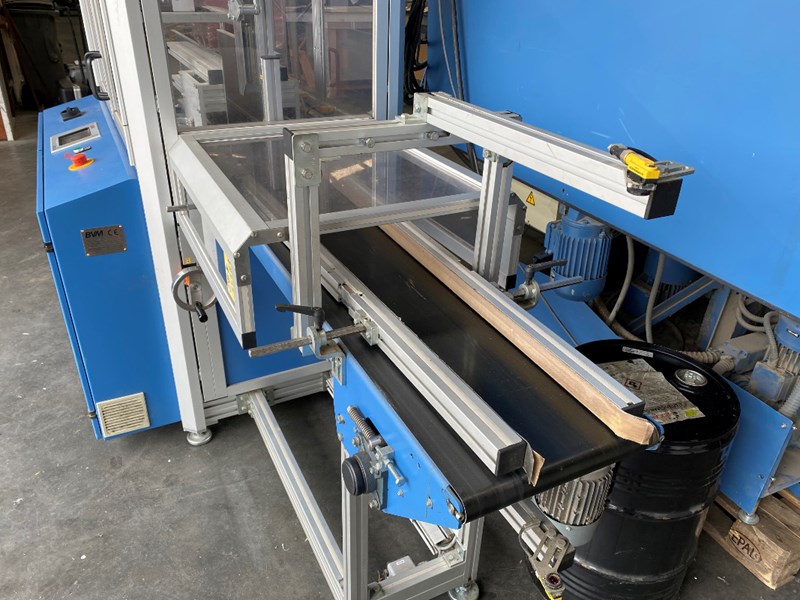 BVM stacking station | pressXchange