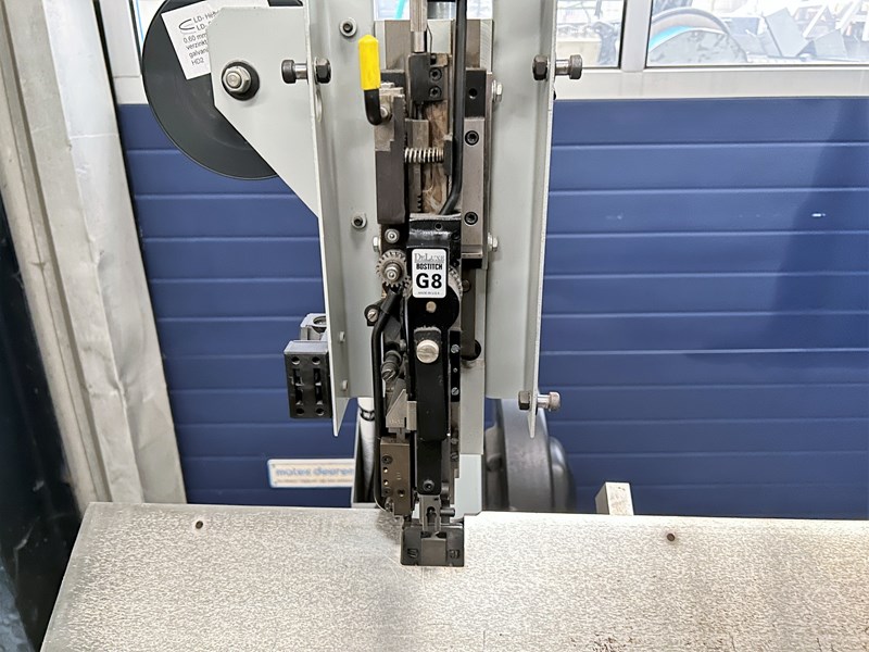 DeLuxe Bostitch M2 wire stitcher with G8 head | pressXchange