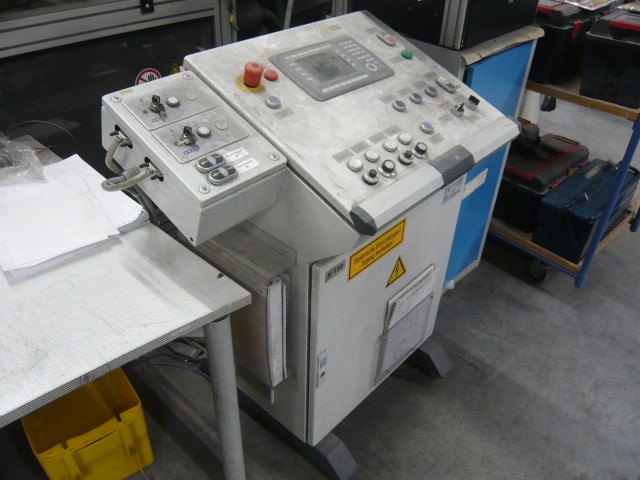 Merchandise sorting- and placing machine for foil packaging machines ...