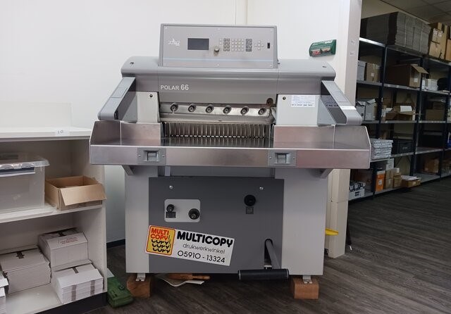 Polar 66 guillotine paper cutter | pressXchange