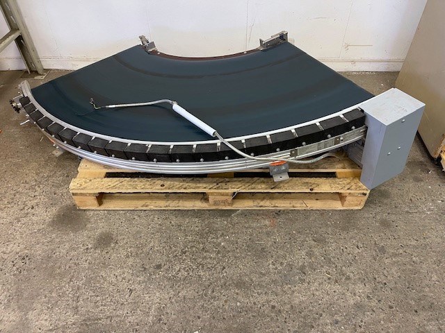 Transnorm belt 90° curve conveyor | pressXchange