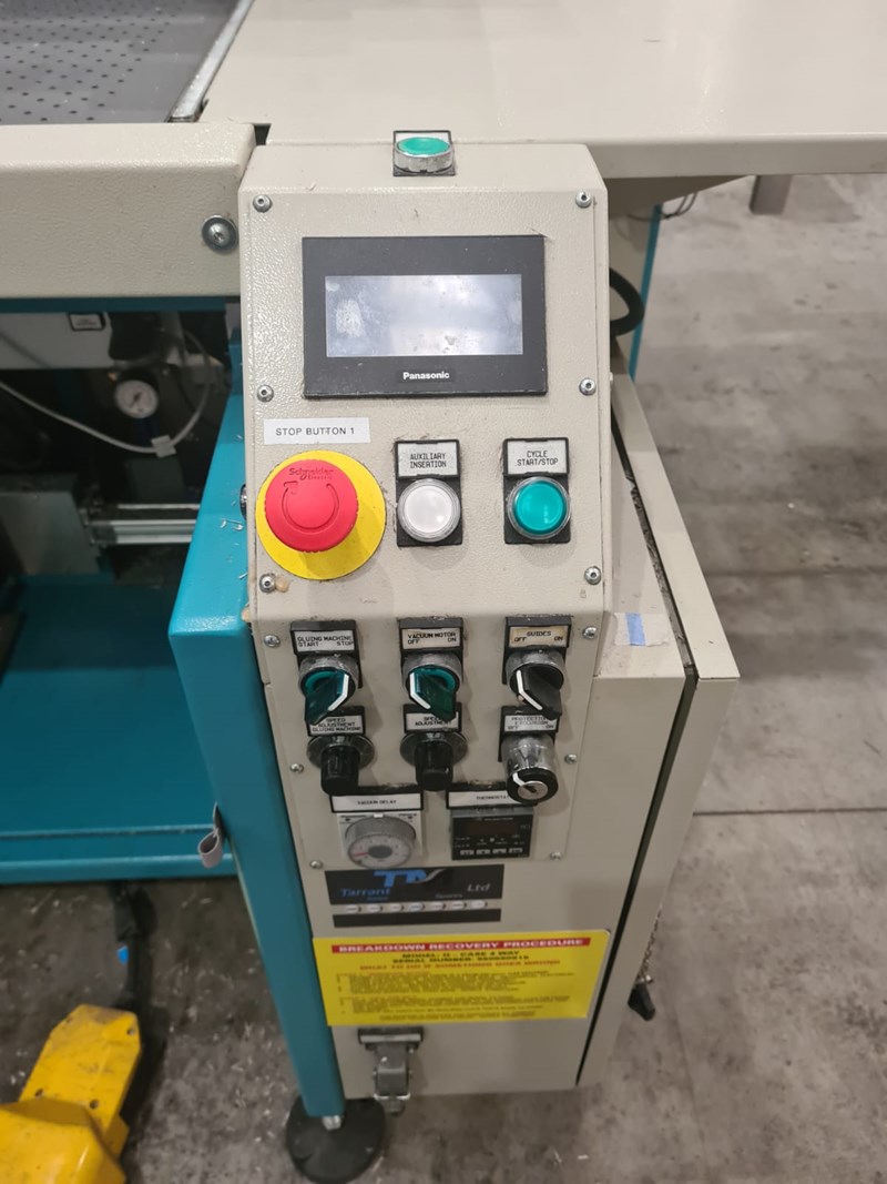 2015 CMC COVER FOUR CASEMAKER | pressXchange