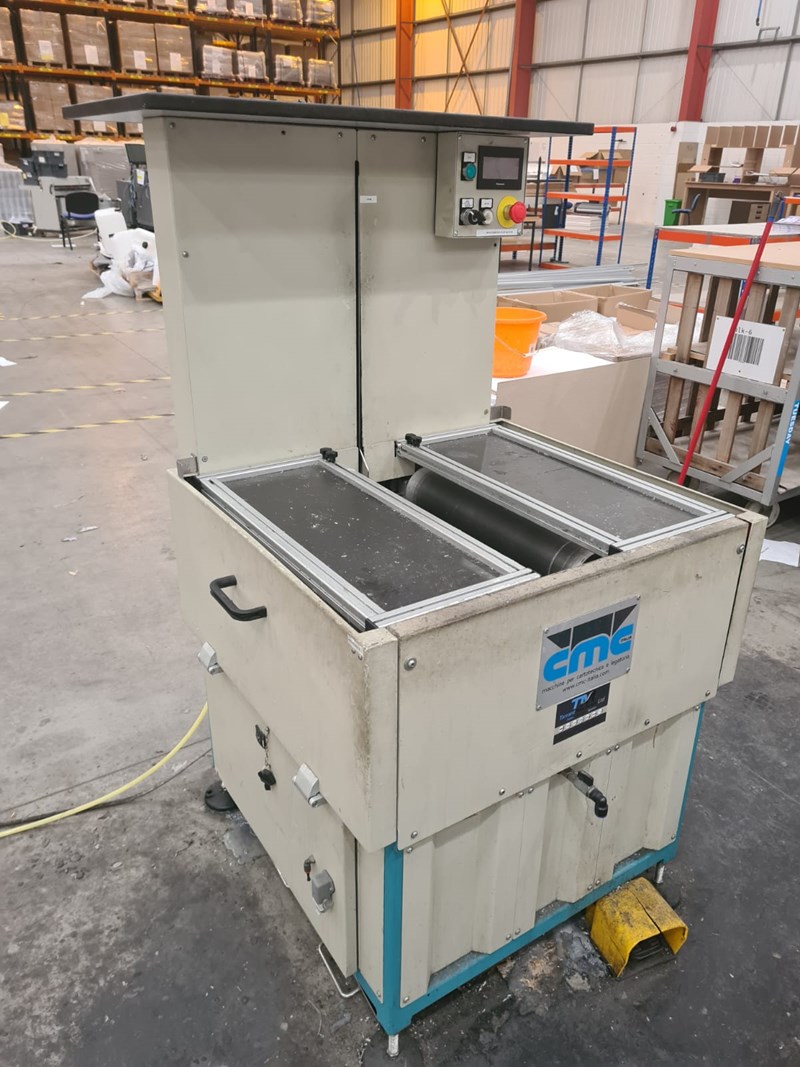 2011 CMC Q CASE MODEL GE-MAT CASING IN MACHINE | pressXchange