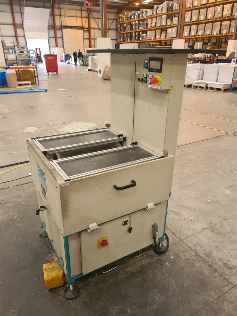 2011 CMC Q CASE MODEL GE-MAT CASING IN MACHINE | pressXchange
