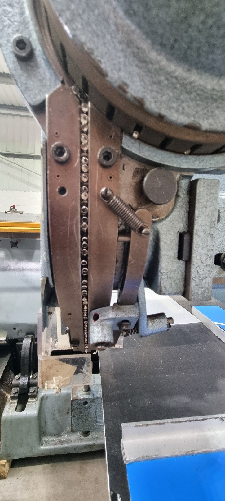 Hang 150 05 Lever Arch Riveting Machines | pressXchange