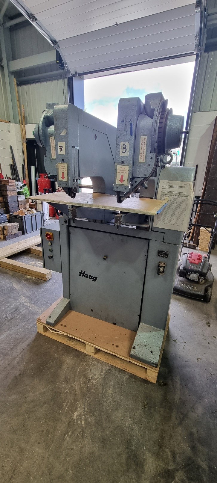 Hang 150 05 Lever Arch Riveting Machines | pressXchange