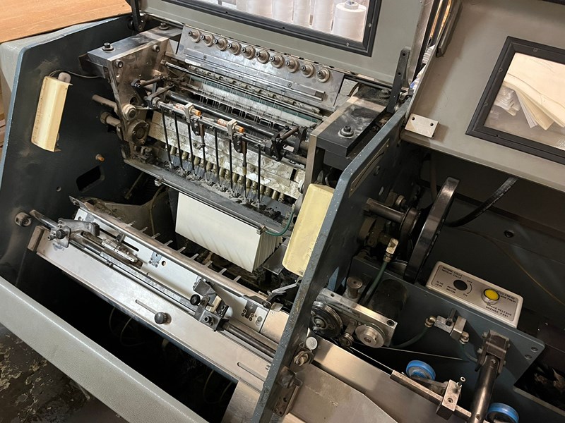 ASTER HEADOP Sewing machine | pressXchange