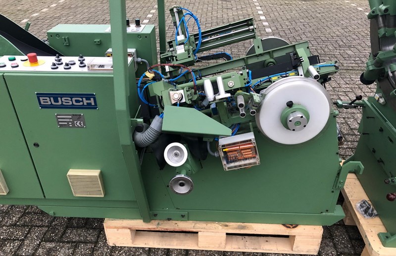 Busch BL + BD30 label puncher + banding machine | pressXchange