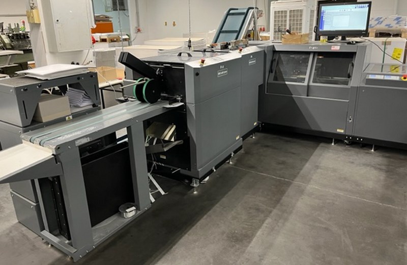 Duplo i-SADDLE Collator-Booklet maker - 40 bins with finisher ...