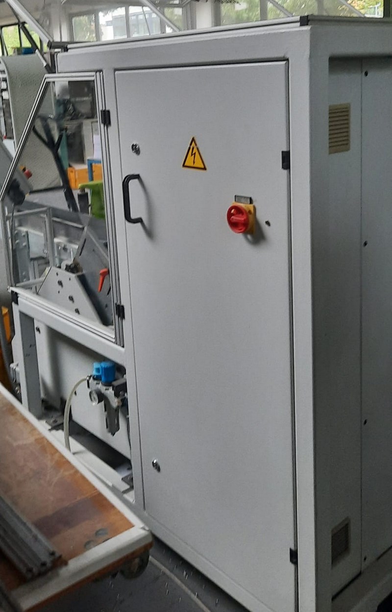 Hang 240-00 fully automatic paperdrilling machine | pressXchange