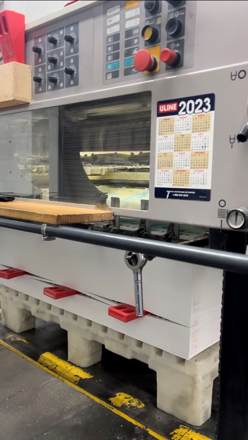 Man Roland R700 3 B 6 Color 40 Inch Press with Coater | pressXchange