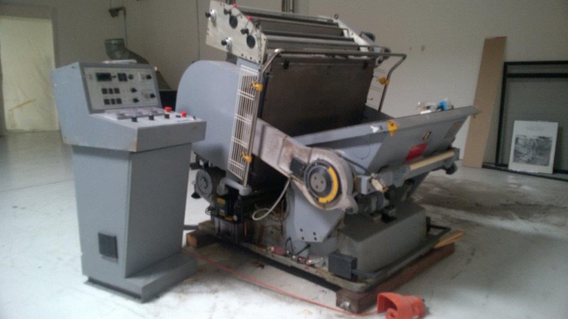 2002 Yawa TYMB 1040 Clam Shell Die Cutter with Foil Stamping | pressXchange