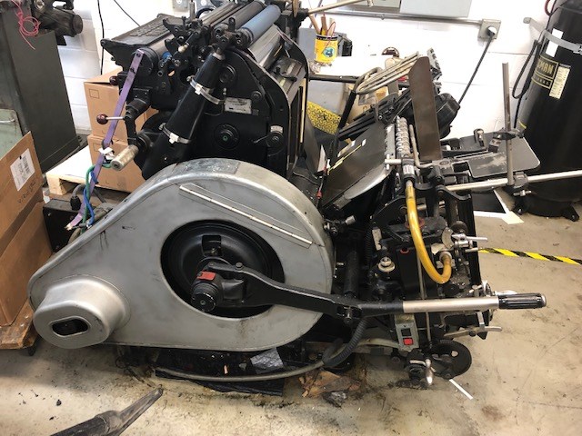Heidelberg Windmills - Red Ball | pressXchange