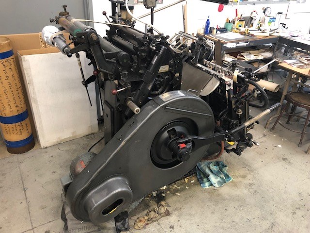 Heidelberg Windmills - Red Ball | pressXchange