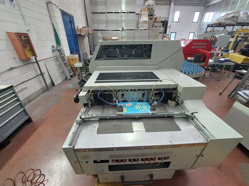 Kolbus DA 270 with integrated boardcutter | pressXchange