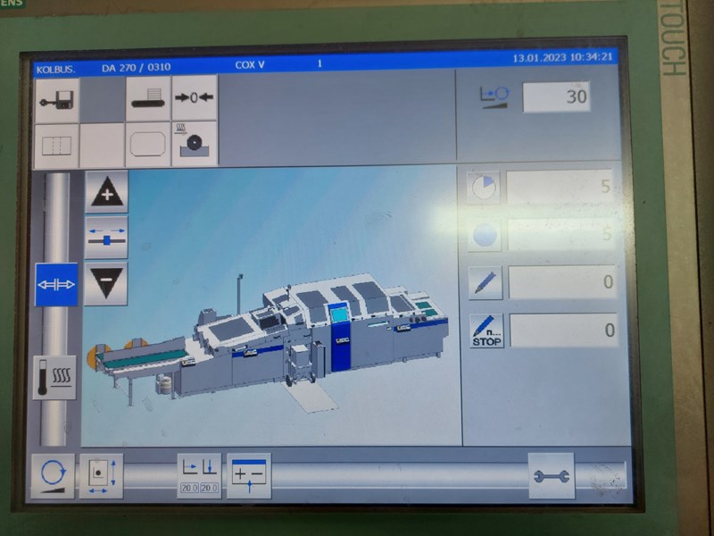 Kolbus DA 270 with integrated boardcutter | pressXchange