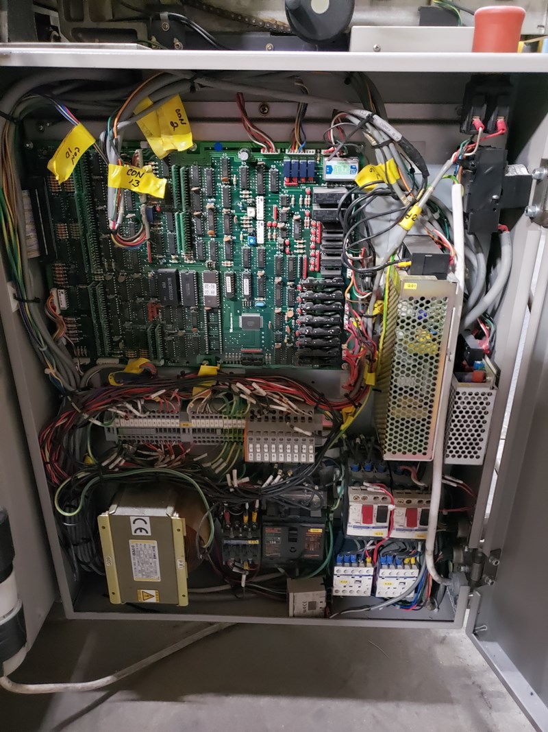 Horizon HT 70 Three Knife Trimmer | pressXchange