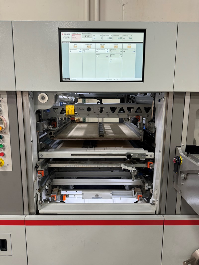 Bobst Novacut 106E 40" autoplaten die cutter w/ stripping. | pressXchange