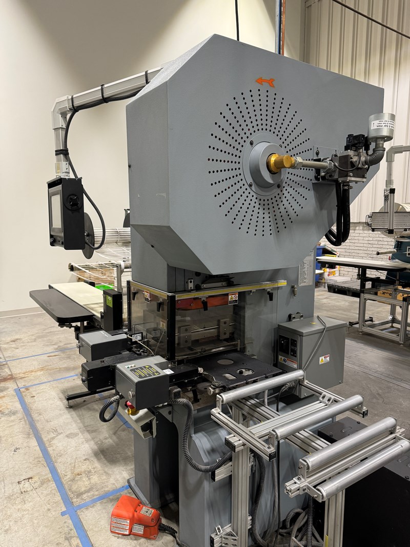 Spartanics M500 auto die cutter with D&K laminator | pressXchange
