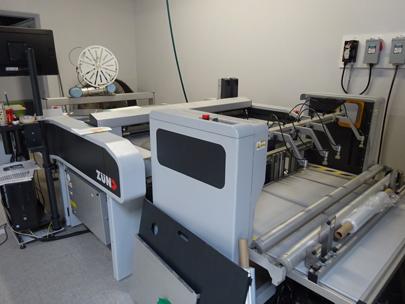 Zund S3 M800 digital cutting system | pressXchange