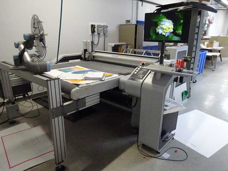 Zund S3 M800 digital cutting system | pressXchange