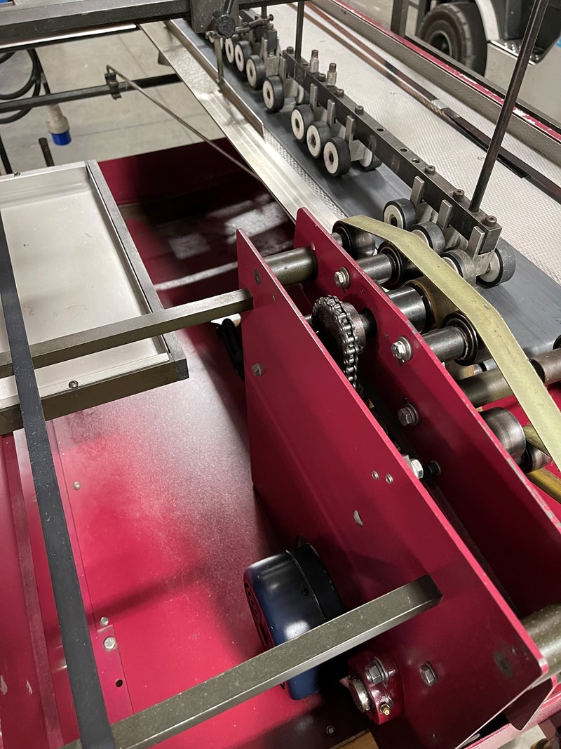 Moll Pocket Folder Gluer | pressXchange