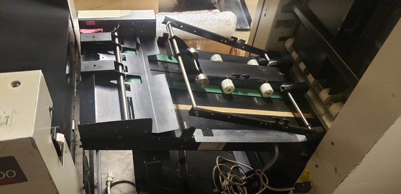 DUPLO 10000S , 1 -10 STATION VACUUM TOWER AIR COLLATOR, STITCHER ...