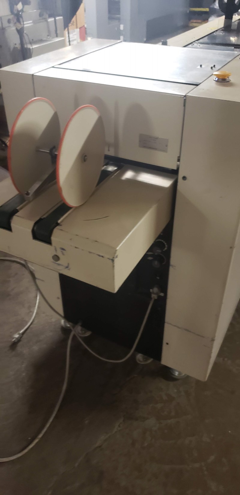 DUPLO 10000S , 1 -10 STATION VACUUM TOWER AIR COLLATOR, STITCHER ...