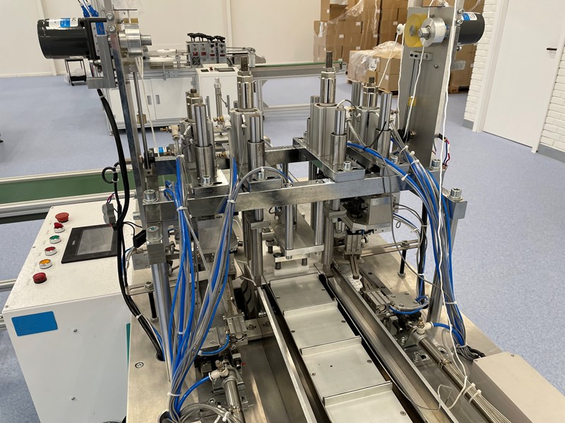 EarLoop Machine OYD-FMM (1+2) Three Layer Hospital mask making machine ...