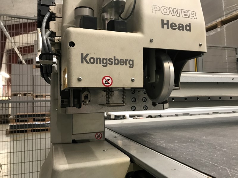 Kongsberg DCM24 163 X 300 cm. with infeed & Delivery, safety fence ...