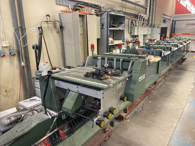 MULLER MARTINI SADDEL STITCHER 335 - 7 FEEDER+COVER + STACKER ...