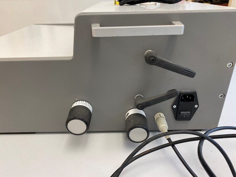 Renz ECL 360 electric ring wire binding machine | pressXchange