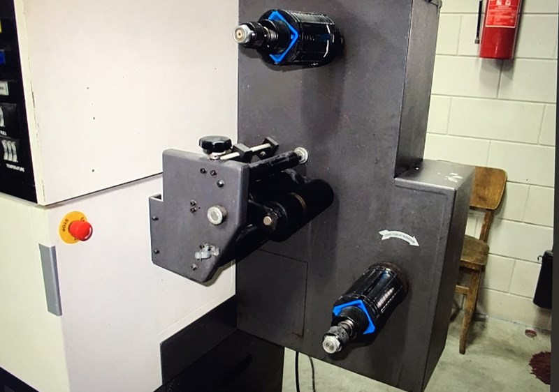 Hot foil label printing 2 color | pressXchange