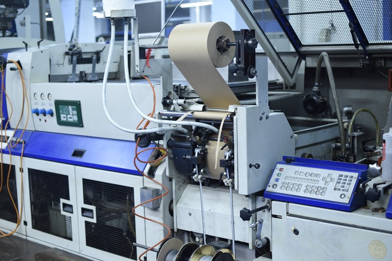 Kolbus BF511 casing in with Sigloch line | pressXchange