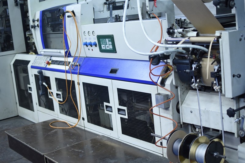 Kolbus BF511 casing in with Sigloch line | pressXchange