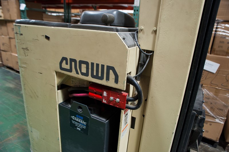 Crown Fork Lift RR3510-35 | pressXchange