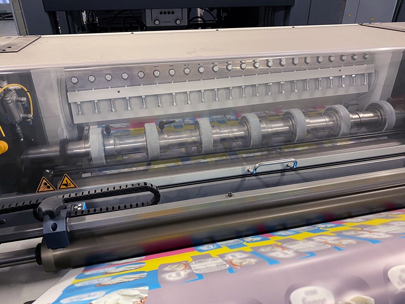Die cutting Heidelberg Speedmaster XL 106 – DD/ MABEG Reel Sheeter RS ...