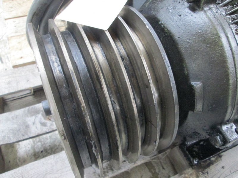 Yaskawa Electric Corp Varispeed 200/220Volt 3 Phase 4 Pole 15kW ...