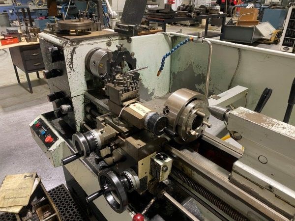 Harrison Type VS-330 Tool Room Centre Lathe | pressXchange