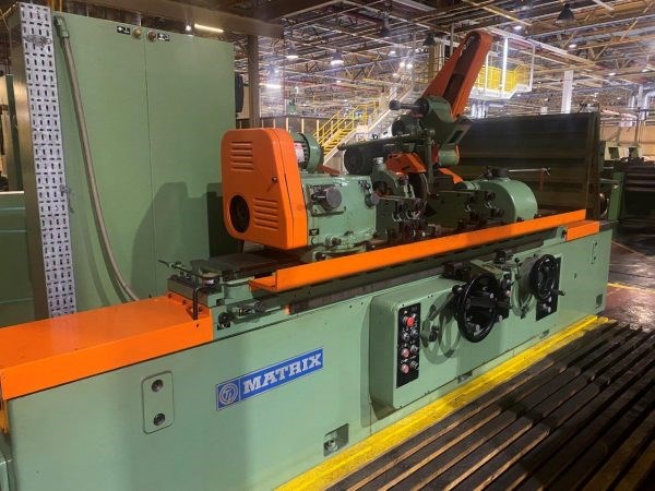 Matrix Universal Cylindrical Grinder GU 33 x 1650 | pressXchange