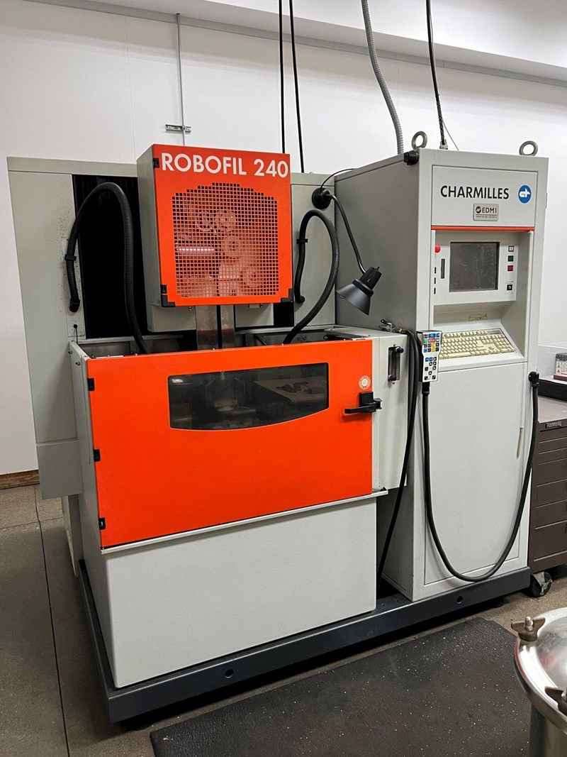 Charmilles Robofil 240 EDM Wire Machine With Advantage Chiller ...