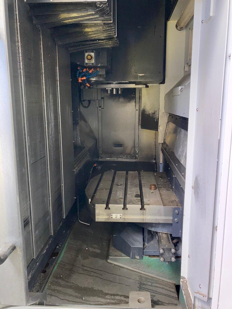 Doosan VC-430 Twin Table VMC 2012 with: Twin Pallets, Fanuc i Series ...