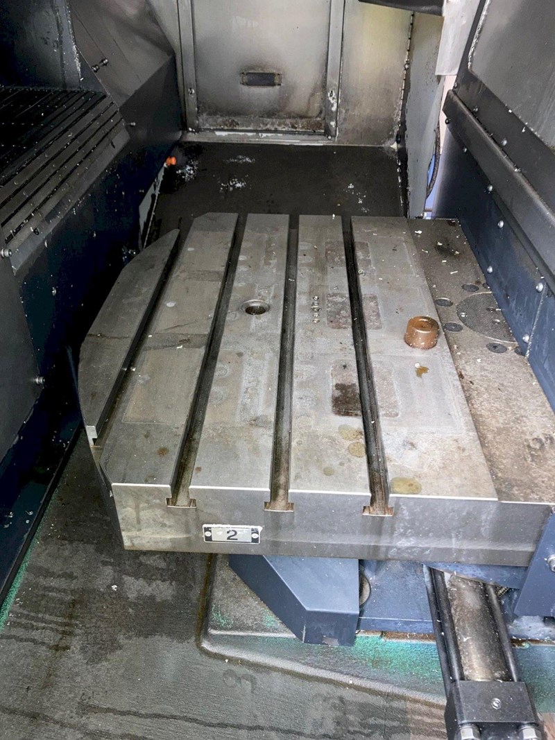 Doosan VC-430 Twin Table VMC 2012 with: Twin Pallets, Fanuc i Series ...