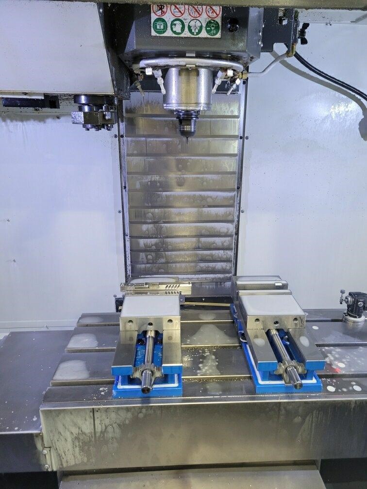 HAAS VF2SS Vertical Machining Center 2016 equipped with 12k RPM Inline ...