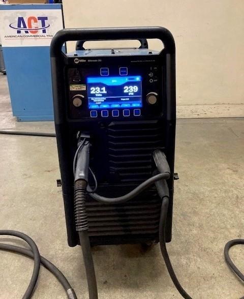 Miller Millermatic 355 MIG/Pulsed MIG Welder equipped with Spool Gun ...