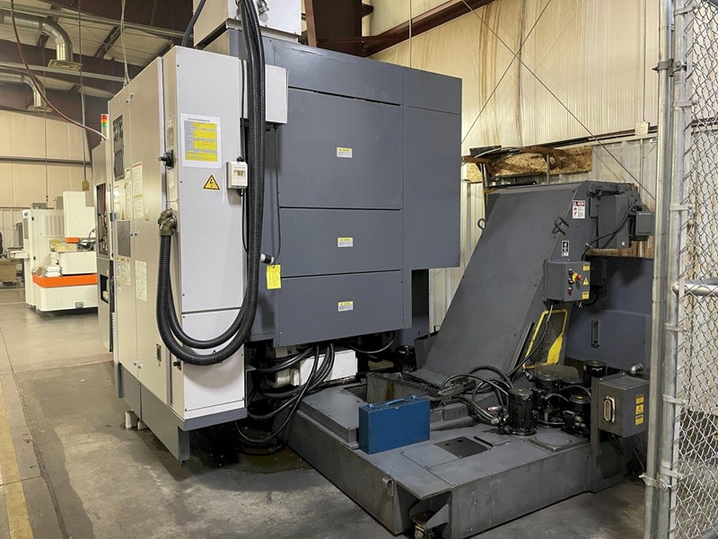 Okuma MA-400HA Horizontal Machining Space Center 2007 equipped with ...