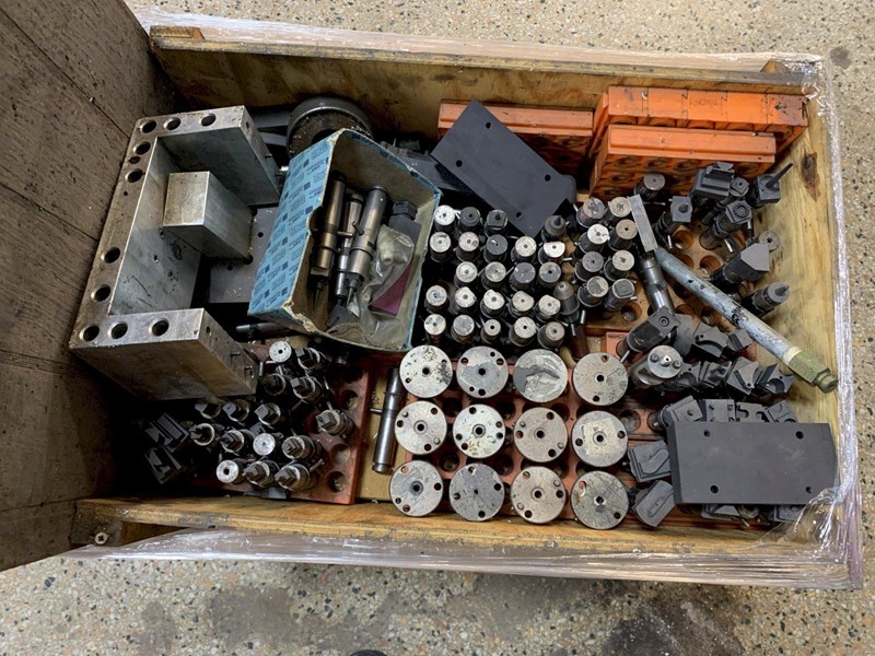 Belmont Maxicut 75 amp EDM Machine, s/n 97FB23604, with System 3R ...