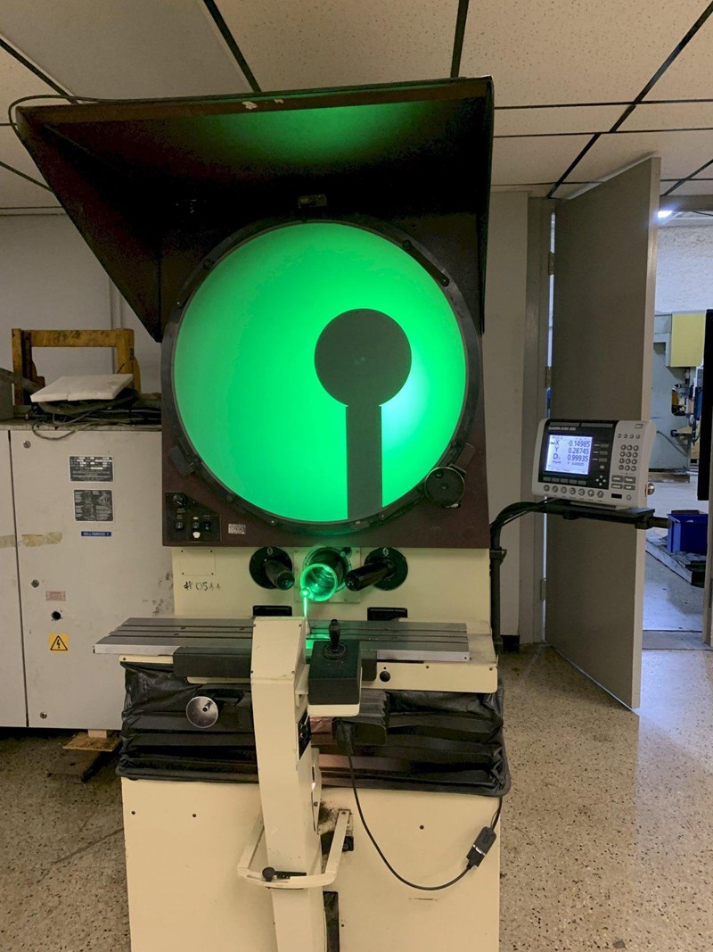 30" Scherr-Tumico Model 22-5600 Optical Comparator with DRO | pressXchange