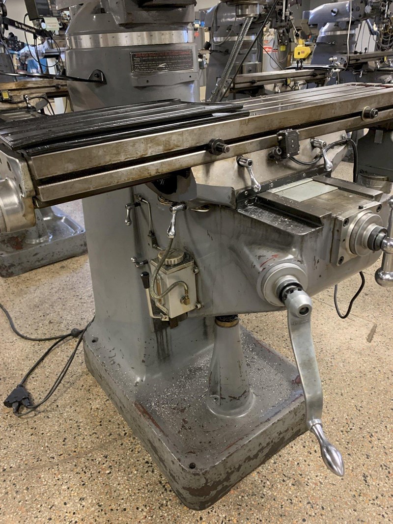 Sharp Variable Speed Vertical Milling Machine, S/N 50422399. | pressXchange