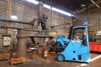 Dango & Dienenthal Forging manipulator 1000 Kg | pressXchange